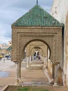 LeS viLLeS ToUrIsTiQuEs lEs PlUs iNtErEssEnTeS Au MaRoC: La ViLLe De MeKnEs